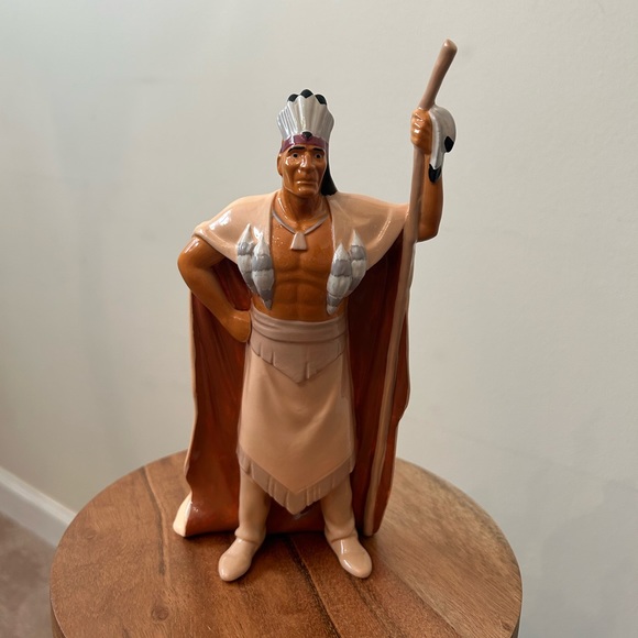 Disney | Art | Disney Chief Powhatan Vintage Figurine Ceramic Statue ...